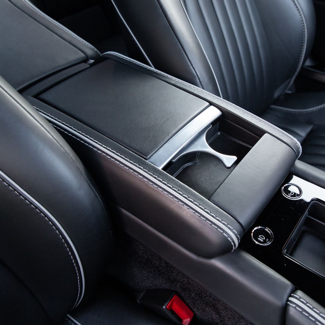 Right Side Armrest Compartment Bracket