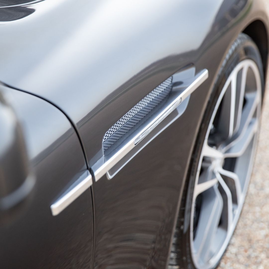 DBS V12 Right Side Strake Mesh Assembly