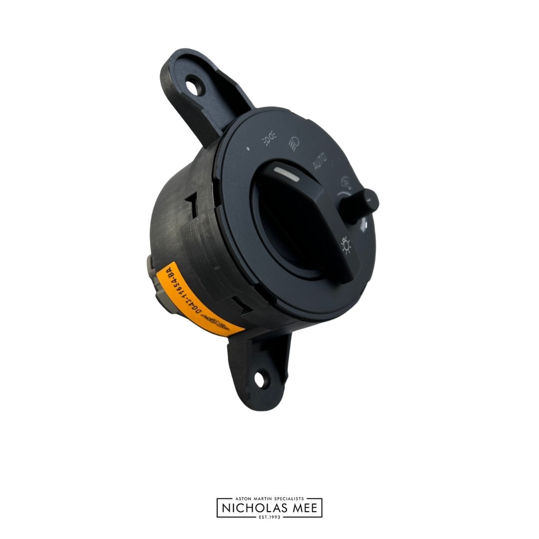 Master Light Switch for Aston Martin New Era cars