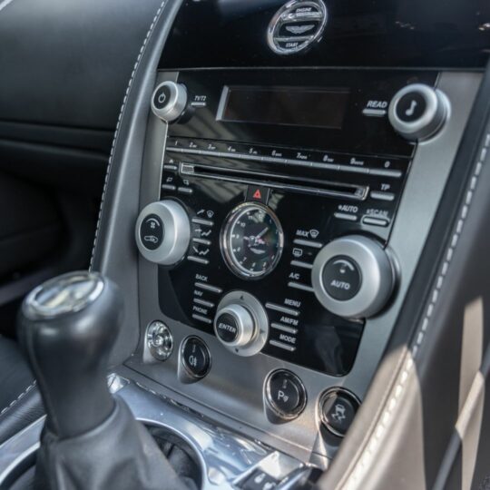 Vantage 2012 Silver Centre Stack Assembly - Aston Store