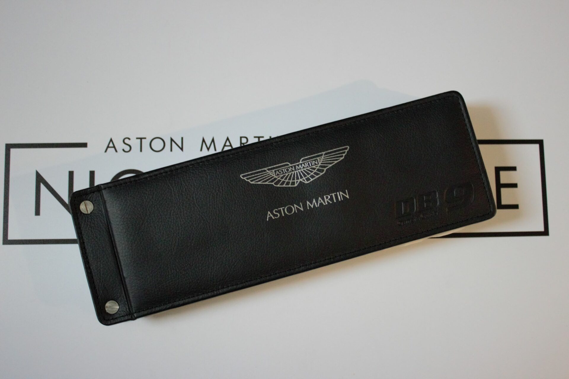 Aston Martin DB9 Owners Manual | 2004-2016