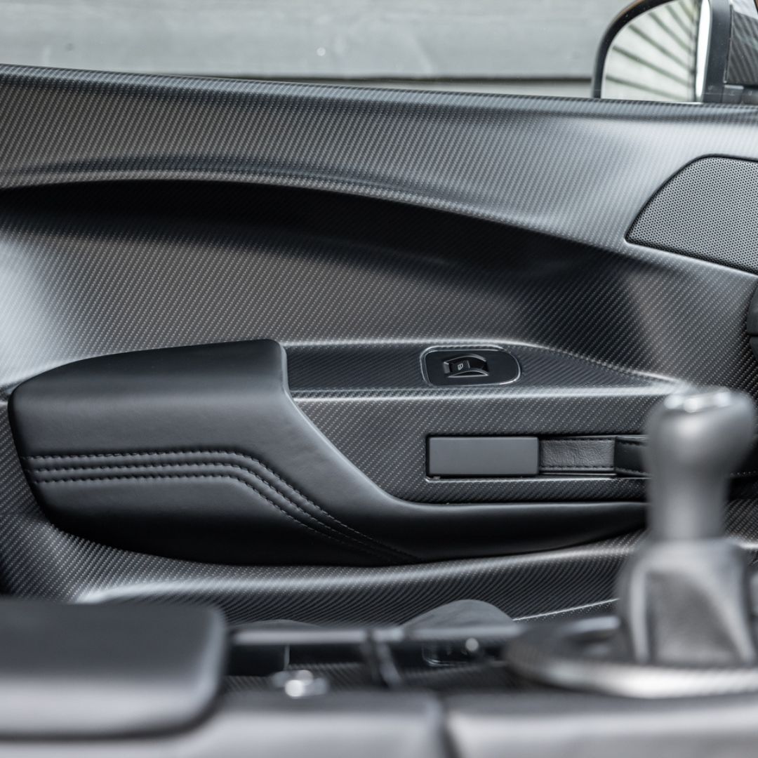 Vantage GT8 High Gloss Left Carbon Door Trim Panel