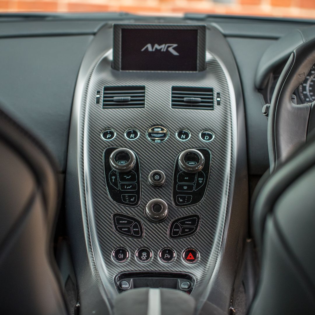 Rapide AMR Centre Stack Upper Carrier Switch