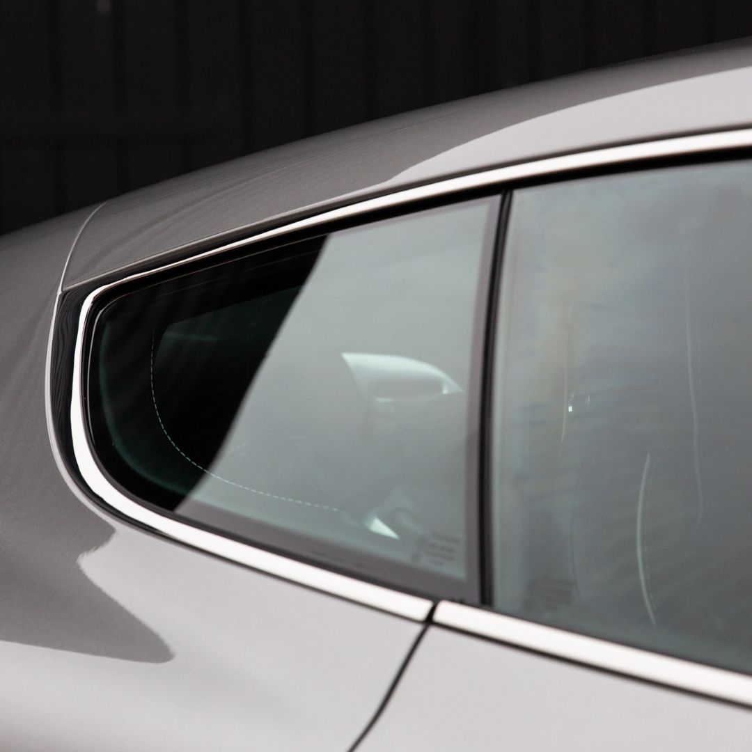 DB9 Coupe Satin Finish Right Side Rear Quarter Window Glass