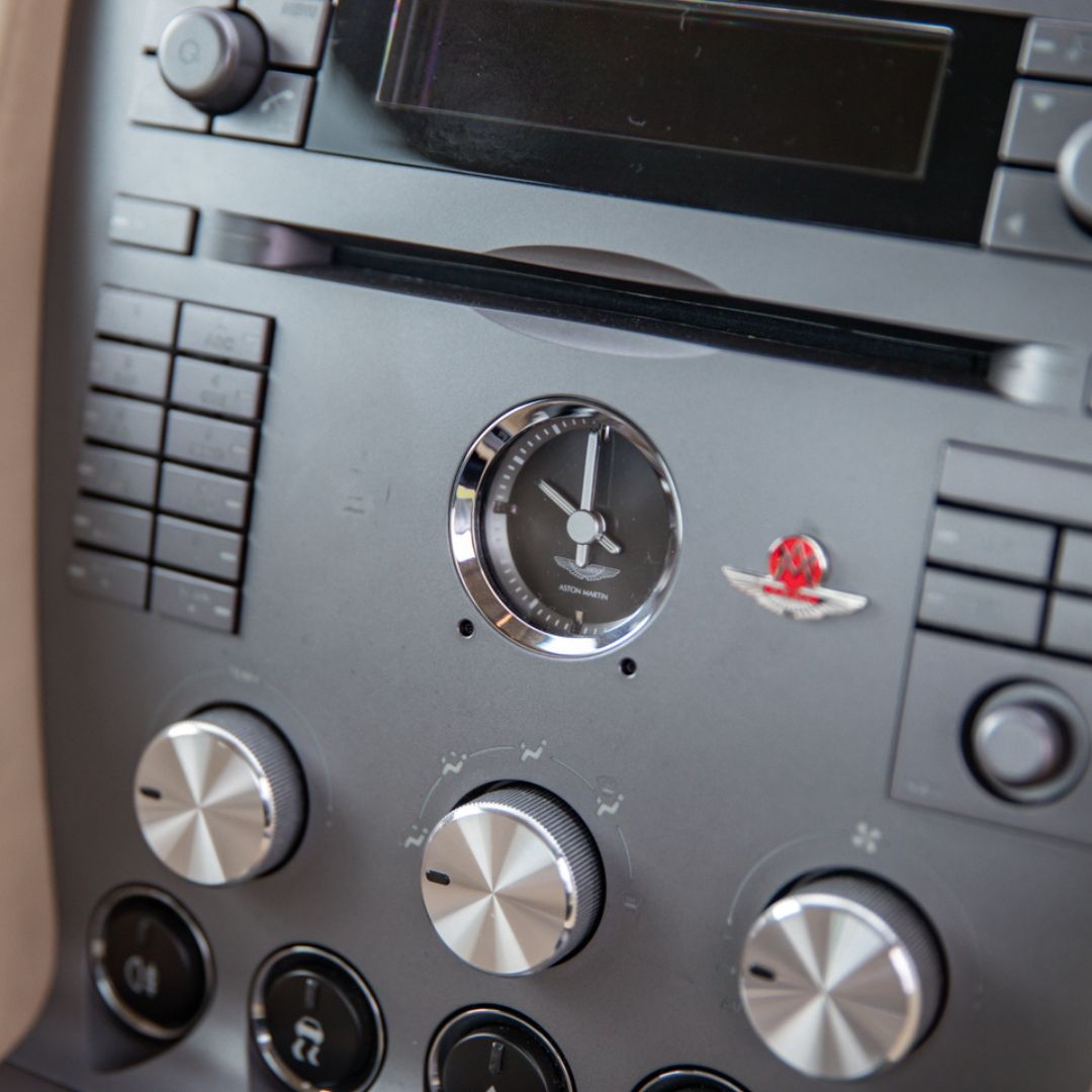 DB9 Centre Stack Radio Visor Panel