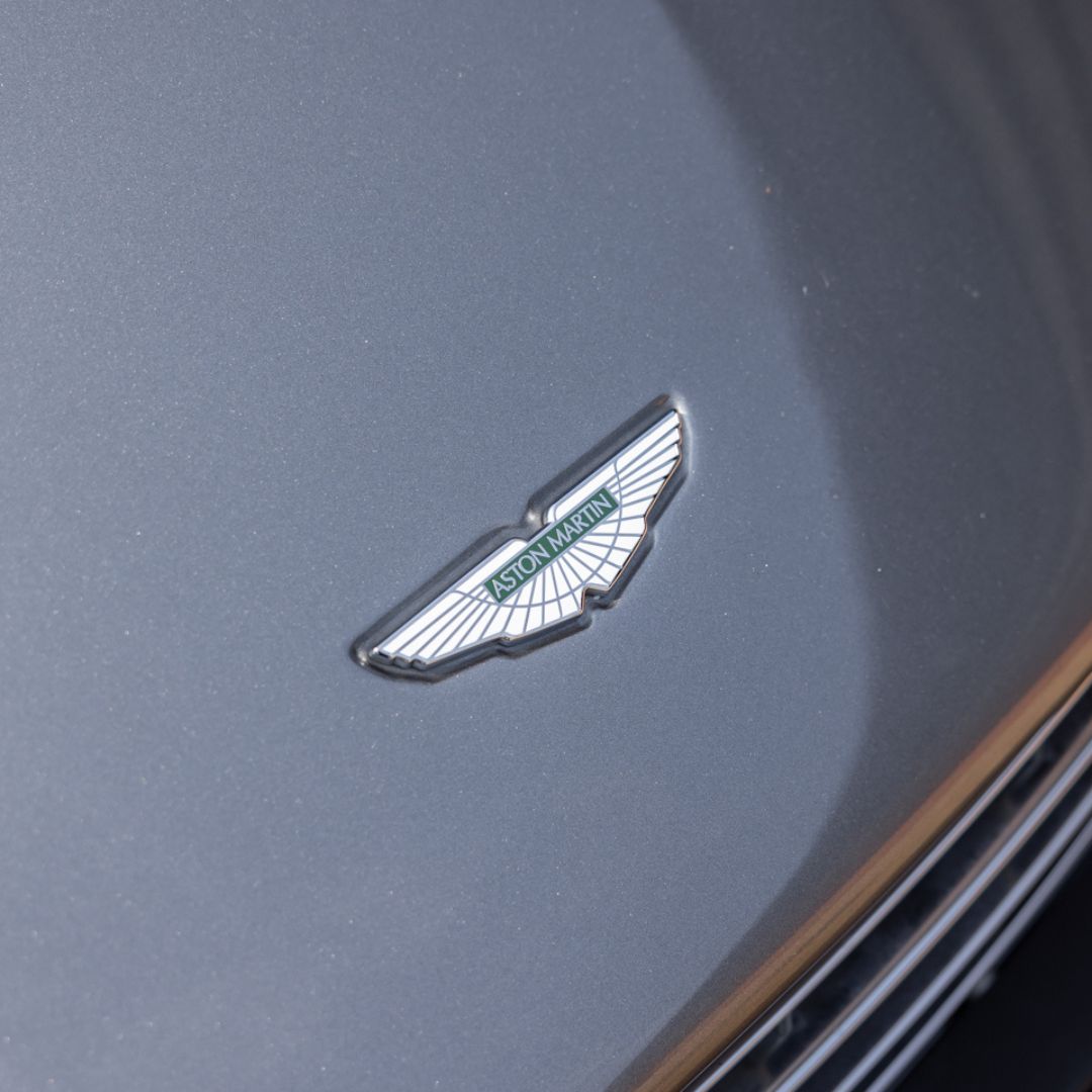 V8 Vantage Body Parts