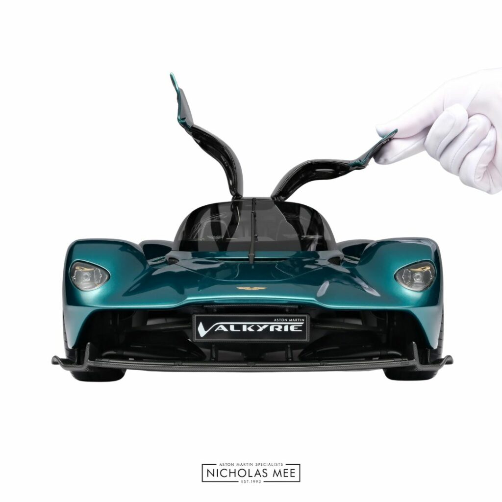 Aston Martin Valkyrie 1:8 Limited Edition Scale Model